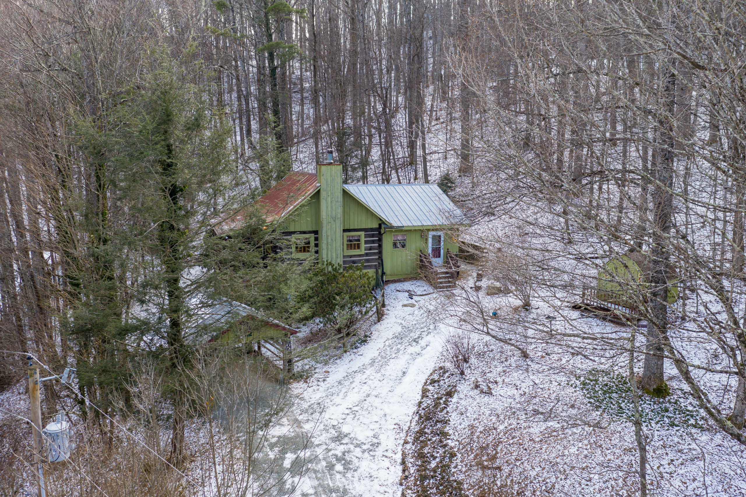 Boone in Winter - Kradel's Kabins