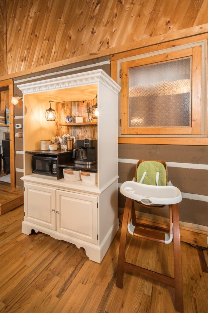 Tanglewood Cabin – Rustic and Peaceful - Kradel's Kabins