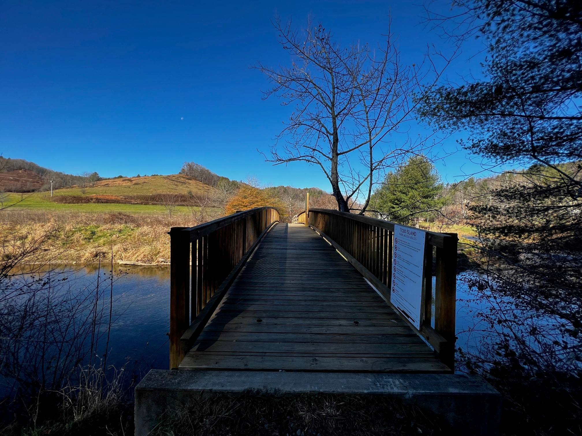 Exploring Todd, NC for Kayaking and Tubing - Kradel's Kabins